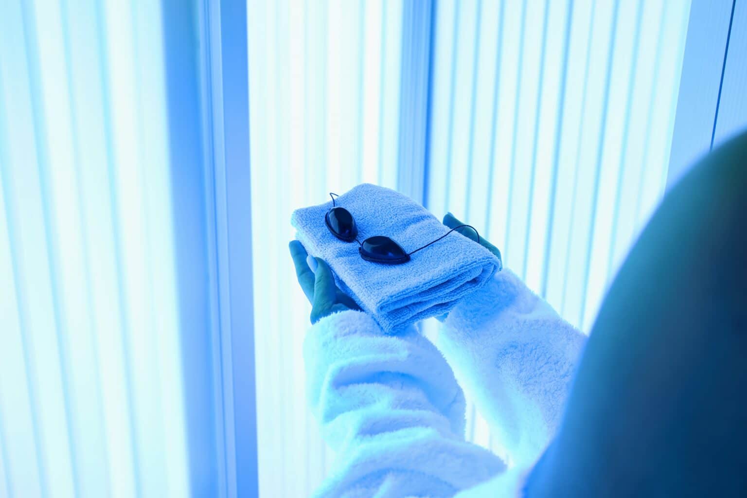 Tanning at Fitness 19: Achieve Your Glow Anytime